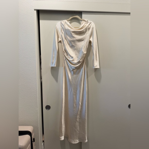 Selfie Leslie | Dresses | Selfie Leslie Loveland Cowl Back Dress | Poshmark
